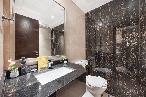 Luxury Studio Retreat! Heart of Downtown Dubai!, Sabkhah (nove cijene ...