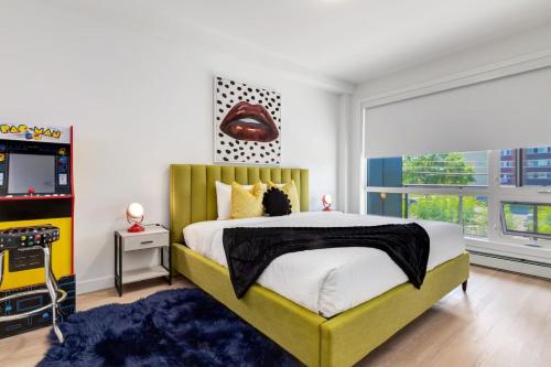 Cozy 3BR unit with Arcade in the heart of Calgary, Calgary (nove cijene ...