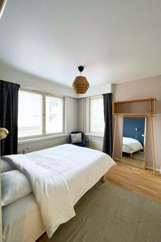 Stylish Central Apartment Helsinki near Eira Beach, Хельсинки ...
