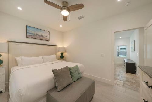 A Wave From It All - Beach Cottage with Private Pool & Outdoor Area ...