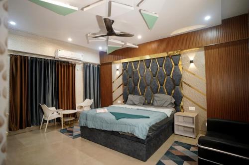 The Bless Code, Lucknow (prezzi aggiornati per il 2026)