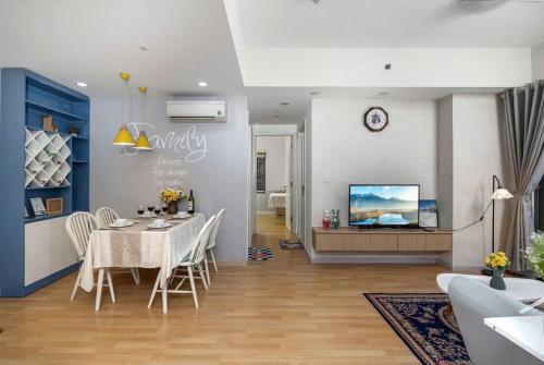 Amazing Capacious 2 BR condo in T1 Masteri Thao Dien, Ho Chi Minh ...