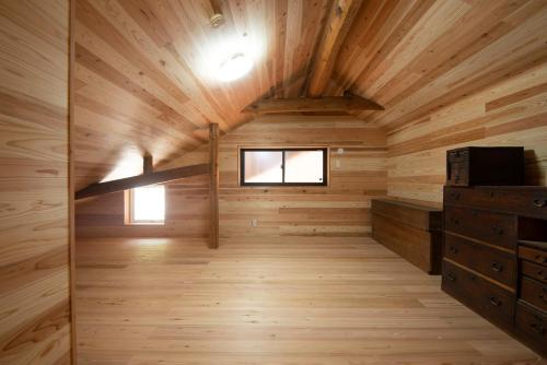 Rent an entire old house with a luxurious garden surrounding a wood ...