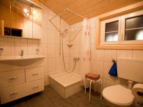 Apartment 4-5 Zimmer Ferienwohnung Hofstatthaus by Interhome, Hasliberg ...