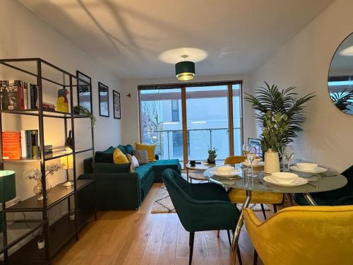 Modern London Bridge & Borough Market 2 Bed Flat, London (cập nhật giá ...