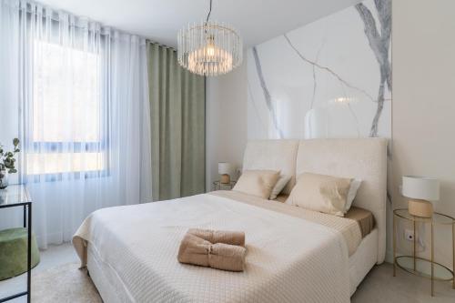 Sea end Mountain Studio Panorama Terrace Fast Wi-Fi（エステポナ）：（最新料金：2026年）