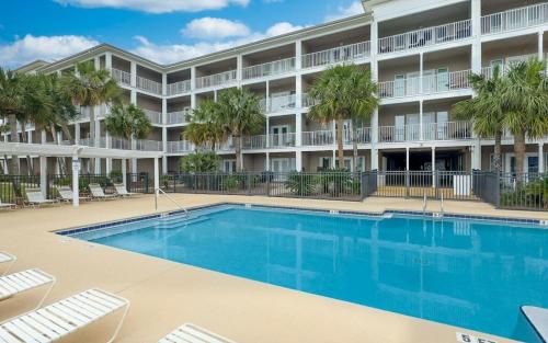 格爾夫海岸的Grand Beach Resort Condos（2026 年最新房價）