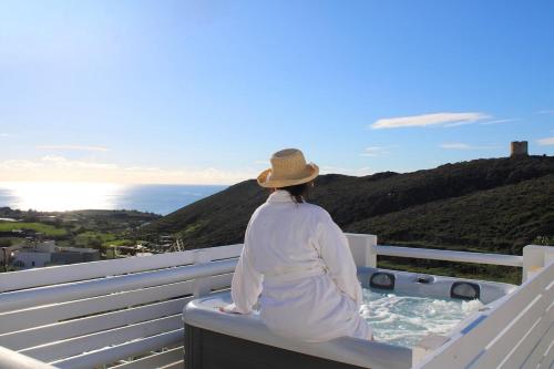 Asmeri Residence with Jacuzzi in Santorini, Akrotiri (prisene oppdatert ...