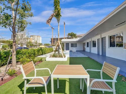 Pelican Studio with Full Kitchen and Patio, Pompano Beach (precios ...