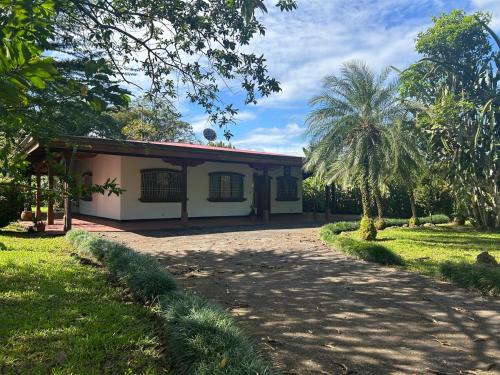 Countryside Villa with private pool near La Fortuna, Bijagual ...
