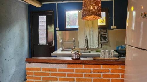 Casa al fondo de dos pisos con 3 habitaciones con entrada independiente ...