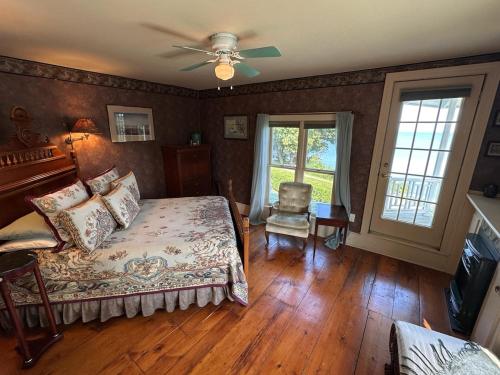 Six Bedroom Home on Cayuga Lake in Ovid - Finger Lakes, Ovid (prezzi ...