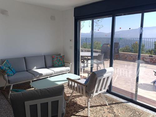 Kosher 4 bedroom Villa Newly renovated, Kefar Shammay (актуальные цены ...