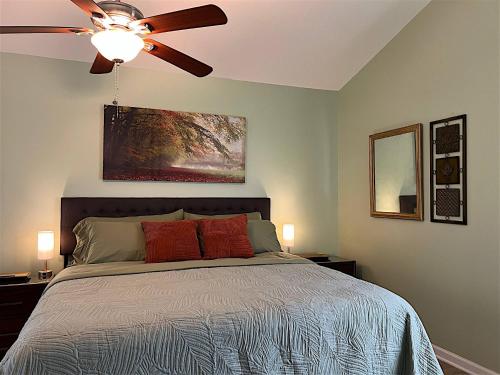 3 BR w/ King Bed, Standing Desk, Ping Pong, Arcade, Raleigh (precios ...
