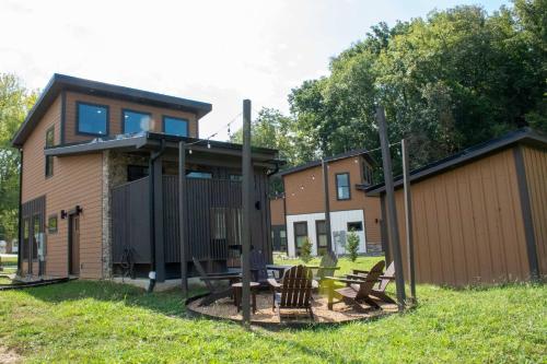 River Mist Cabin with Hot Tub Fire Pit & Games- Family Friendly ...