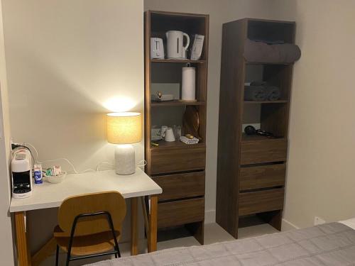 Wanaka Studio close to town with private ensuite, Wanaka (preços ...