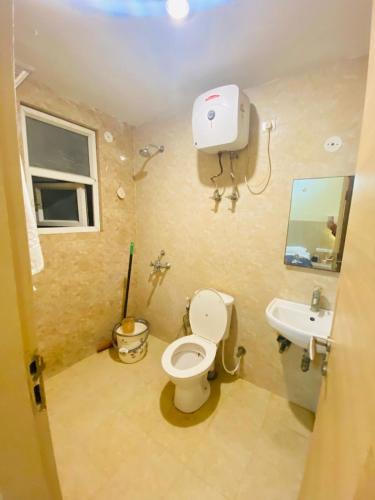 1RK Studio near Prem Mandir in Vrindavan, Vrindavan (tarifs actualisés ...