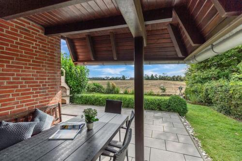 Fasanenblick mit Kamin und Terrasse, Fehmarn (tarifs actualisés, 2026)