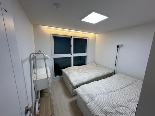 15 mins to Hongdae, Newly built two-room building, Seul (prezzi ...