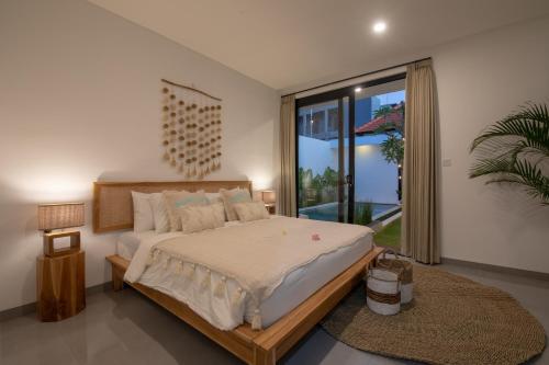 Beautiful Villa Sienna Seminyak - Best Location AirPort pickup Included ...