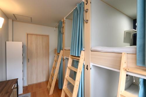 Guesthouse&Café Deep, Kōzushima (prisene oppdatert for 2026)