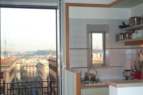 Rome Trastevere, Tiburzi 2, Balcony, Ideally Located!!!, Rom ...