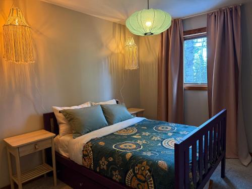 Bragg Creek Vacation Estate with hot tub, sauna, pool table, karaoke ...