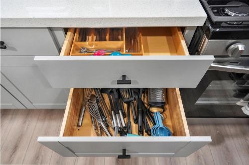 One Mile From Beach Firepit Patio Free Parking, Long Beach ...