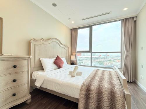 Landmark 6 Flash Sale Luxury 2BR Tonight, Ho Chi Minh (precios ...
