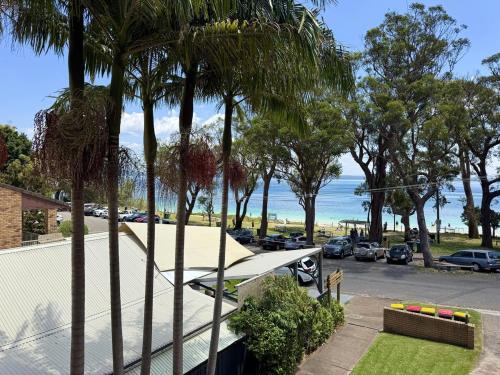 Dutchies Beachside Lookout - 50m to the Beach, Nelson Bay (updated ...