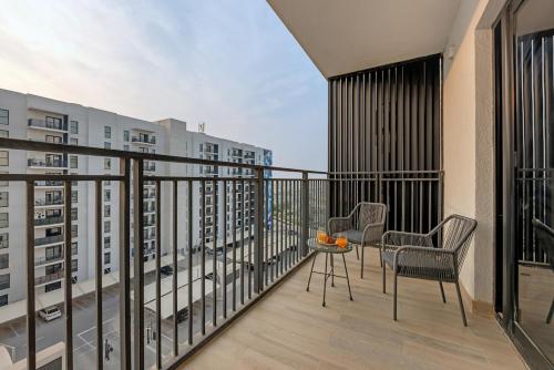 Yas Island - F1 Yas Marina Circuit & Ferrari World, Abu Dhabi (mga ...