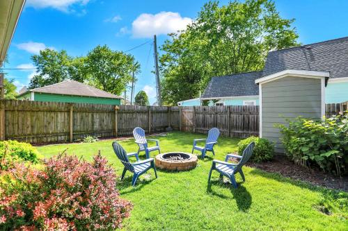 Fountain Square Gem with Rooftop Patio & Fire Pit- Family Friendly ...