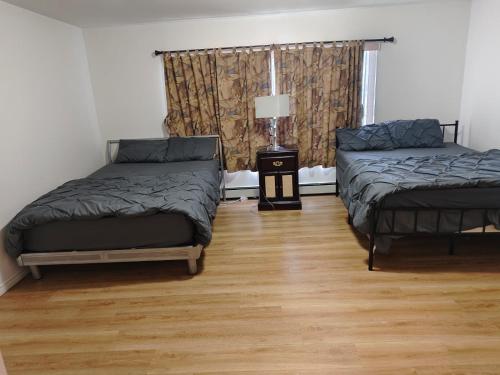 Vancouver Private Rooms - Free Parking, Fast Wi-Fi, Easy Transit - 15 ...