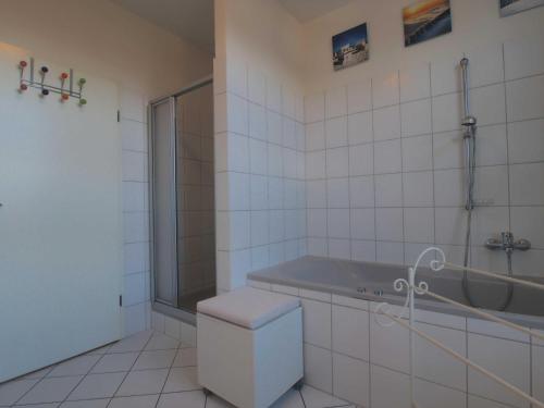 屈赫隆斯博爾恩的Residenz Unter den Linden 13 ruhig und trotzd zentral（2026 年最新房價）