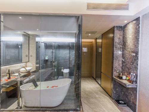 Dongguan Kyoto Hui Hotel - Chang'an Diwang Plaza Branch, Nongyucun ...