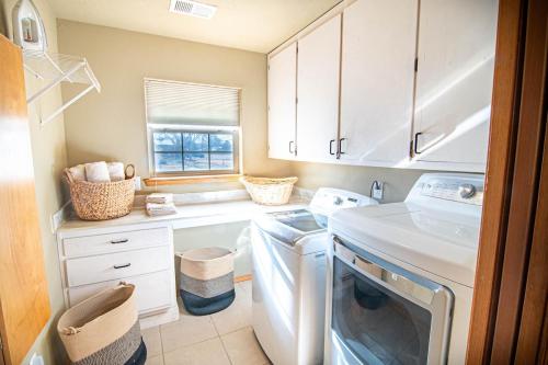 Pool, Hot Tub, Grill, Gym, Game Room, Office House, Bosque Farms ...