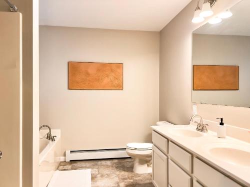 The Willowbrook Catskills, Athens (precios actualizados 2026)