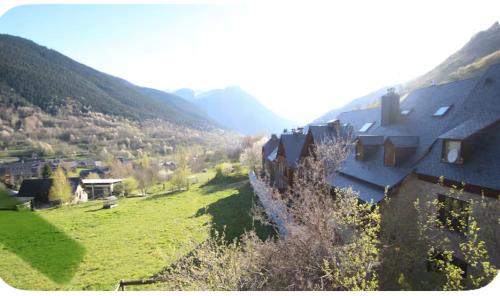 Bonito spartsmento a 5 minutos de Baqueira, Unha (обновени цени за 2026 г.)