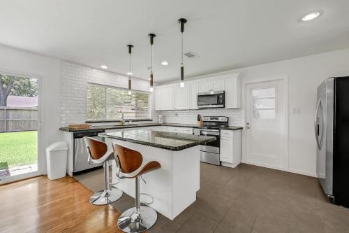 Lillys Maison 4, Houston (tarifs actualisés, 2026)