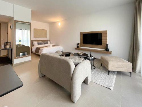 Abidjan plateau, Adjamé (оновлені ціни на 2026 рік)