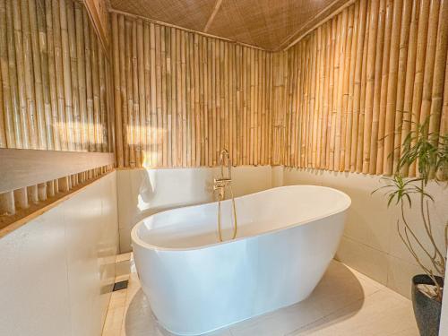 RECA Resort Philippines Luxury Villas & Nature Retreat, Porac (updated ...