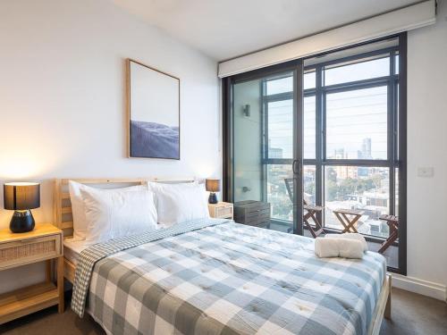 Skyline Suites - Cosy Retro Retreat, Walk to MCG, Melbourne (precios ...