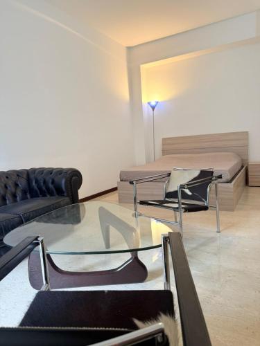 Large Apartment in Rho Fiera - Up to 8 Guests, Rho (precios ...