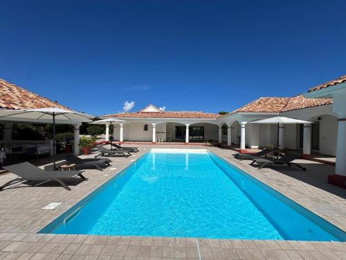 Villa Kalina, Les Terres Basses (uppdaterade priser för 2026)