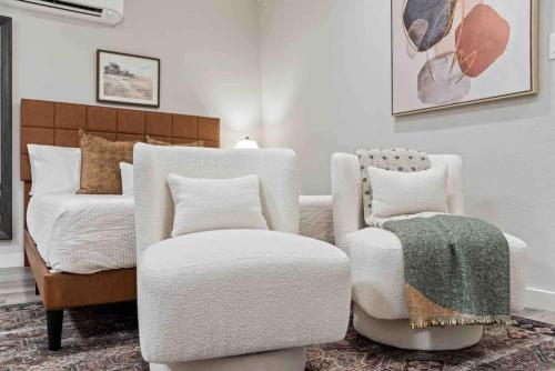 Cozy Studio steps away from Downtown and Shops, Austin (tarifs ...