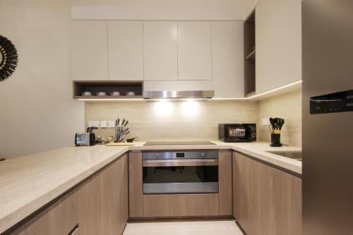 Silk Valley - Luxury Villa | Steps to Park & Pool, Dubai Marina ...