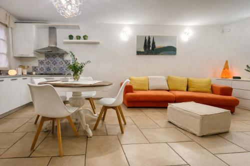 La Casa di Angy - 20 min da Lucca nel verde, Chiesina Uzzanese (precios ...