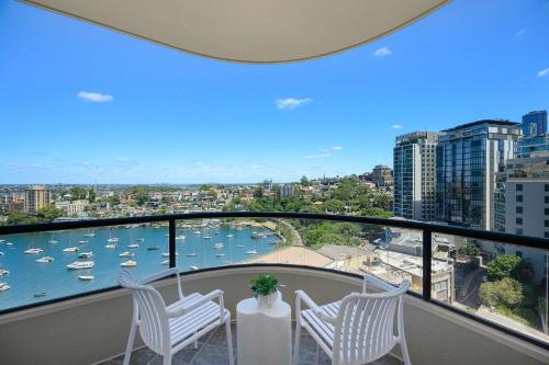 Luxury Harbour View Escape Steps to Ferries & CBD, Sydney (uppdaterade ...
