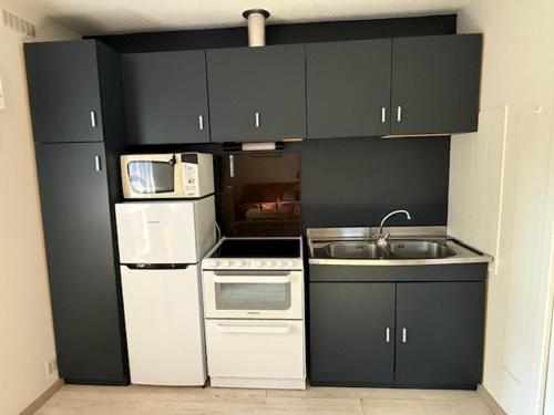 Euronat naturist studio, Grayan-et-lʼHôpital की (2026 के लिए अपडेट हुई ...