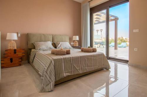 Villa Shlomo-Pool-Near the beach-Kids playground, Kambiá (tarifs ...